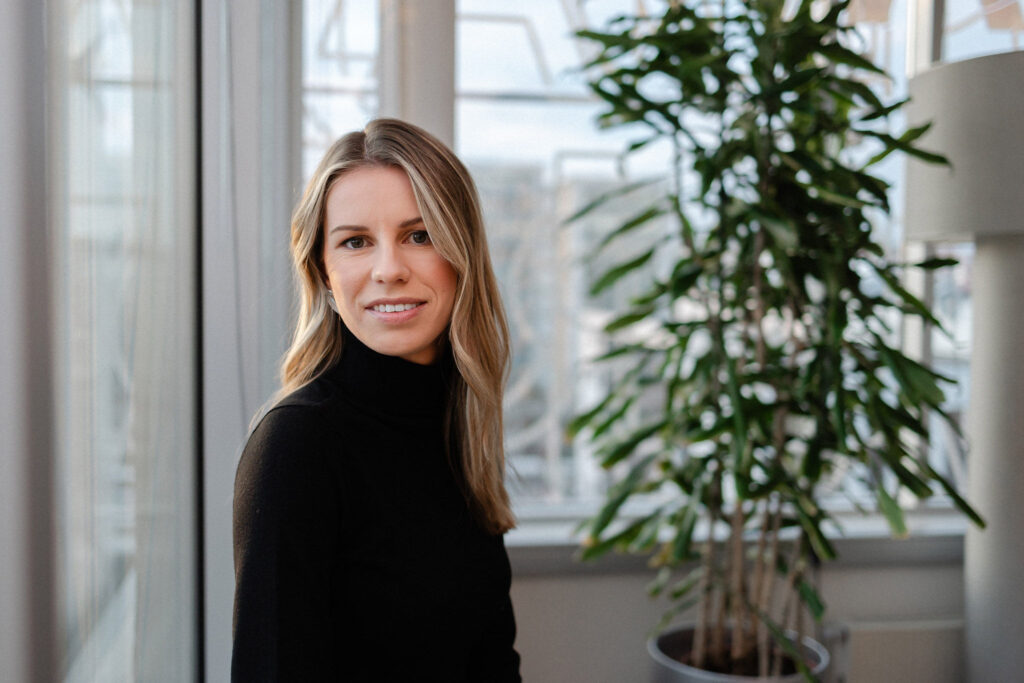 Karoli Unus | WIDEN